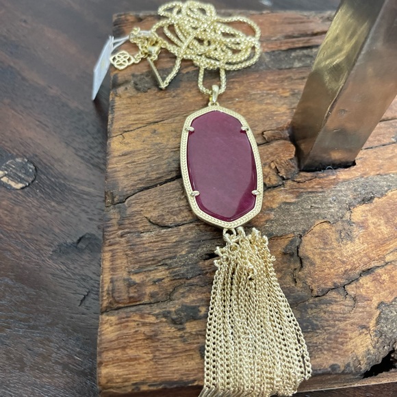Kendra Scott | Jewelry | Nwt Kendra Scott Rayne Necklace In Maroon Jade ...